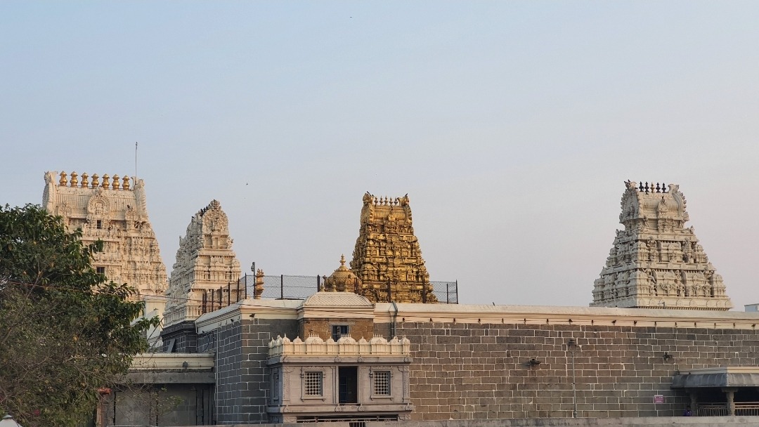 Sri Kanchi Kamakoti Peetha: Tracing Its Spiritual Jurisdiction in ...